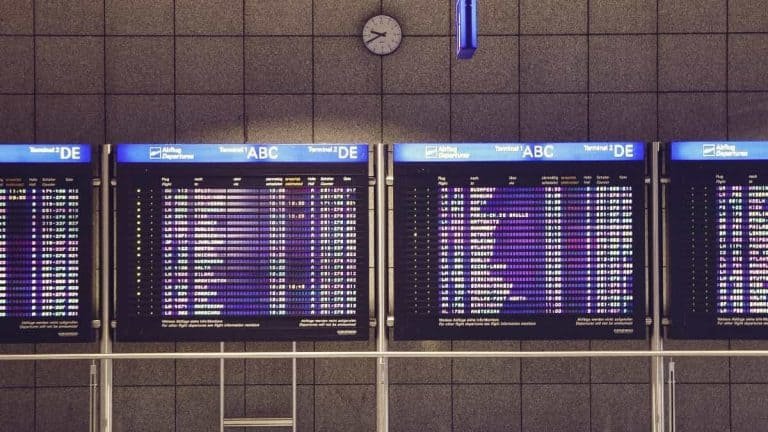 The 11 Best Flight Search Engine Options: Are They All The Same?